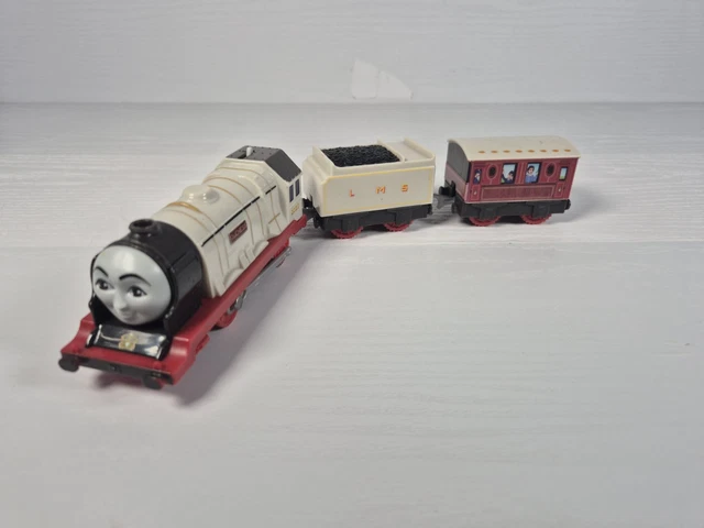 THOMAS AND FRIENDS Trackmaster Train Duchess Motorised Battery Train ...
