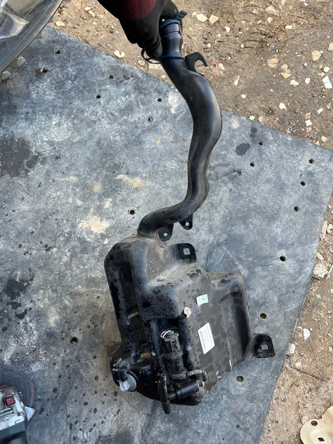 MERCEDES BENZ W246 B-Klasse Wischwasserbehälter Behälter A2468690220 ...