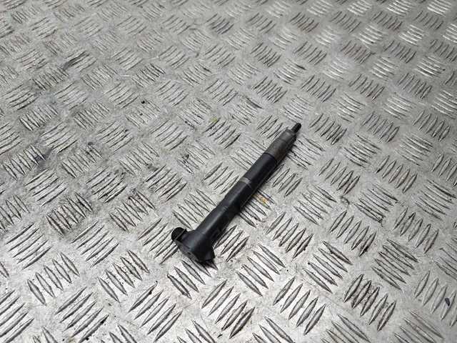 MERCEDES BENZ C Class W205 2.1 Cdi Diesel Fuel Injector 2015 ...