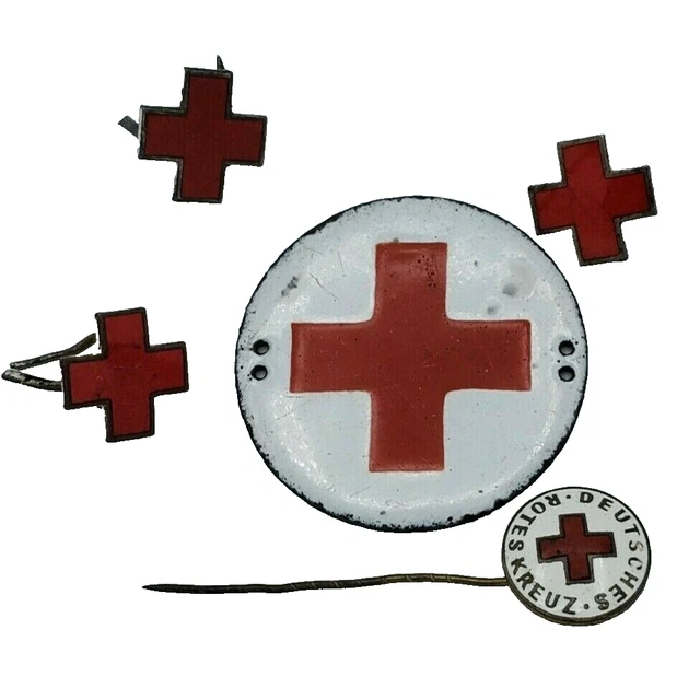 ORIGINAL WWII WW2 German DRK Rotes Kreuz Red Cross military insignia ...