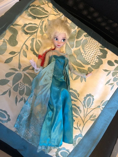 DISNEY ELSA FROZEN dressed doll 30 cms tall £4.95 - PicClick UK
