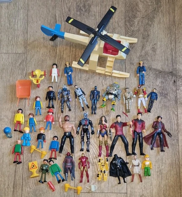 ACTION FIGURE BUNDLE - 1970s/80s/90s - Fisher Price/Marvel/Playmobil £ ...