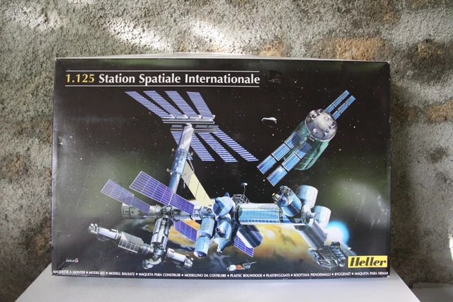 MAQUETTE KIT MODÈLE Heller 1:125 ISS Station spatiale internationale ...