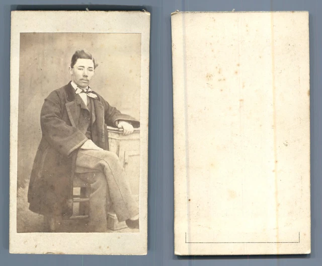 Jeune Japonais En Manteau Cdv Vintage Albumen Carte De Visite Tirage