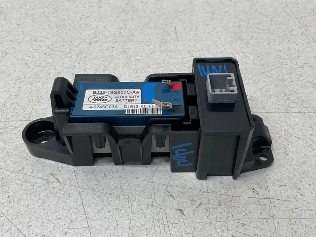12-15 LAND RANGE Rover Evoque Auxiliary Battery Module Housing Bracket ...