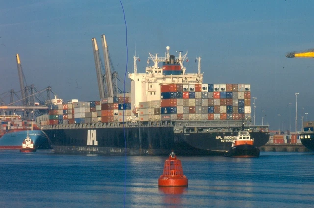 ORIGINAL SHIP COLOUR Slide Of Apl Container Vessel Southampton 'Apl ...