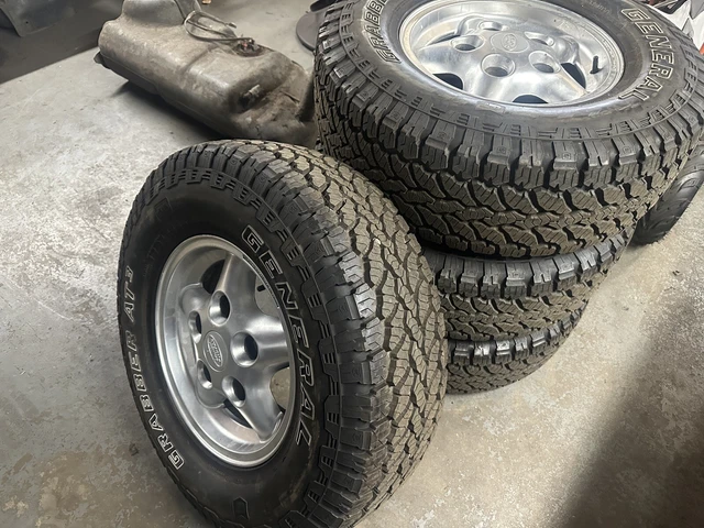 LAND ROVER DEFENDER Alloy Wheels With Genral Grabber At3 Tyres £600.00 ...