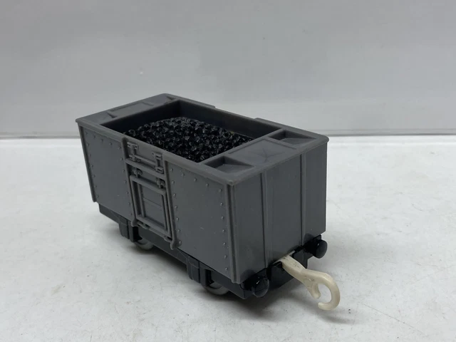 THOMAS THE TANK Engine Trackmaster Flip Top Coal Wagon 2006 Tomy £4.99 ...