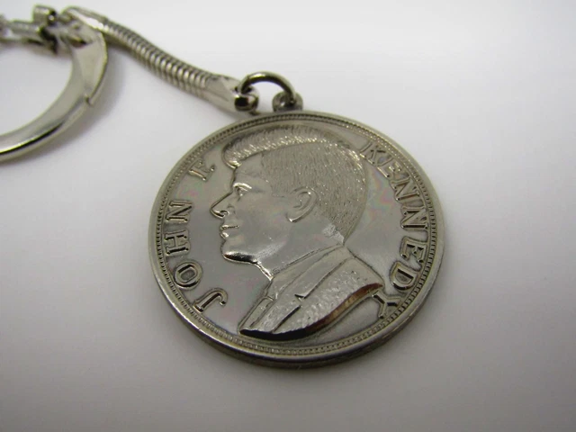 VINTAGE KEYCHAIN CHARM: JFK John F Kennedy Ask Not What Your Country £ ...