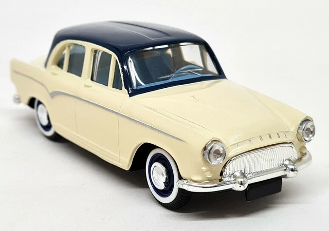 NOREV 1/43 - Simca Aronde Cream / Blue Plastic model car $65.57 - PicClick CA