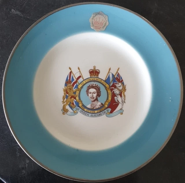 COMMEMORATIVE QUEEN ELIZABETH II Silver Jubilee Plate Prince William ...