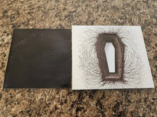 2 VG! METALLICA CDS 1991 S/T BLACK ALBUM 2008 DEATH MAGNETIC $11.99 ...
