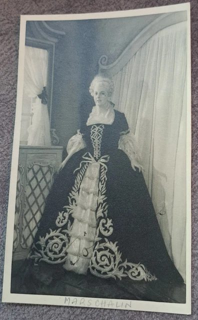 RP POSTCARD JOAN Cross Opera singer The Marschalin Der Rosenkavalier R ...