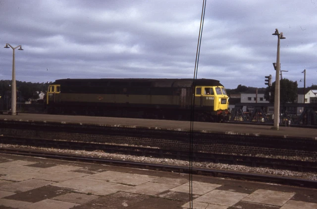 ORIGINAL SLIDE . BR Brush Type 4 Diesel (Class 47) D1852 (47202 ...