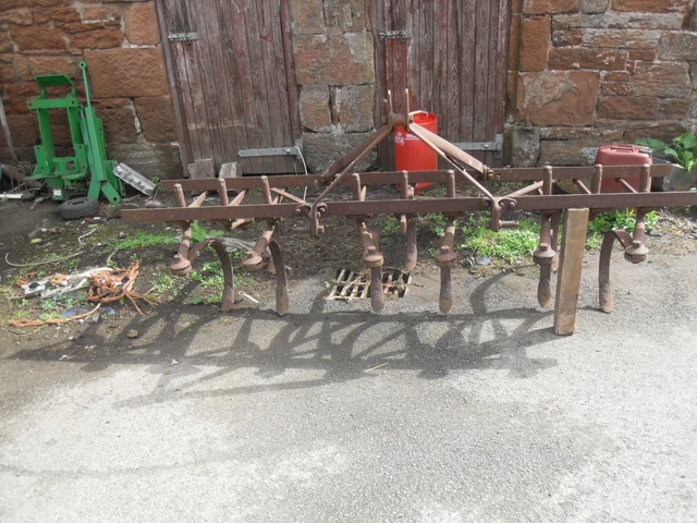 MASSEY FERGUSON 9 spring Tine Cultivator Grubbers Potato Ridger Drill ...