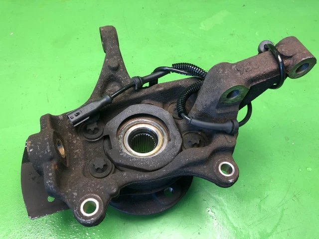 VAUXHALL VIVARO B Left Front Hub/Stub Axle Mk2 (X82) 1.6 14-19 £120.00 ...