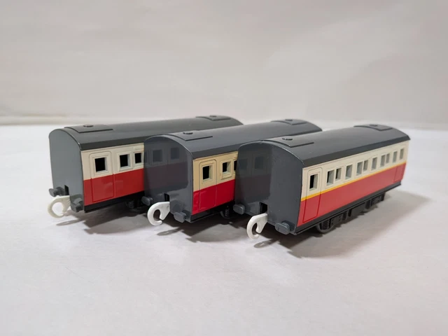 THOMAS & FRIENDS TOMY Plarail Trackmaster Red Express Coach Set Train £ ...