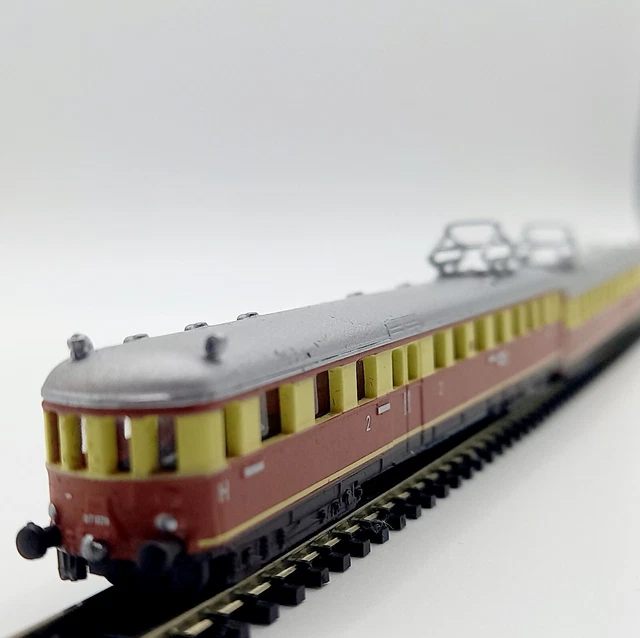 Z GAUGE SCALE Locomotive Passenger Model Railway Train Set Not Bachmann ...