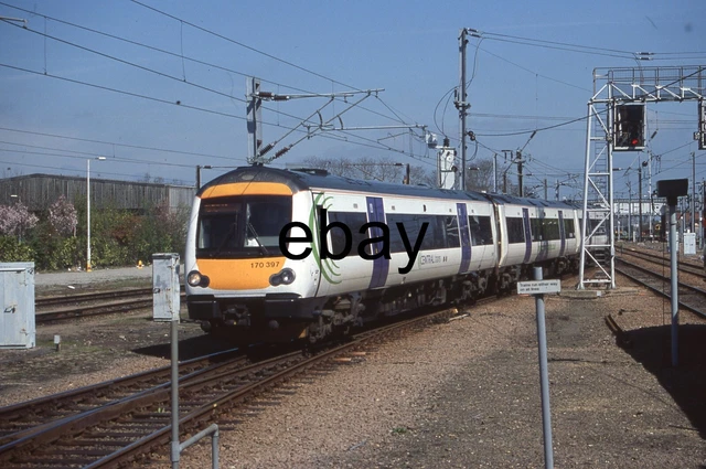 35MM RAILWAY SLIDE - DMU Class 170. 170397 @ Cambridge £2.99 - PicClick UK