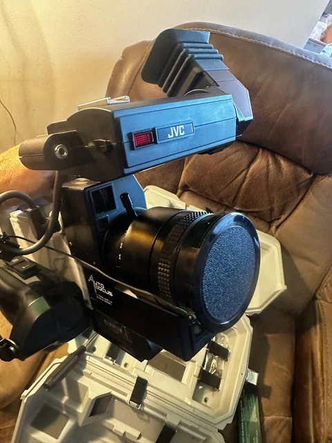 JVC GX-N80U JVC ultra low light video camera. VINTAGE!! Made in 1985 ...