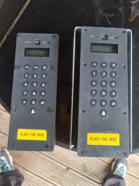 2PAXTON 337-400 NET2 Entry - Standard Panel Flush Mount Outdoor Video ...