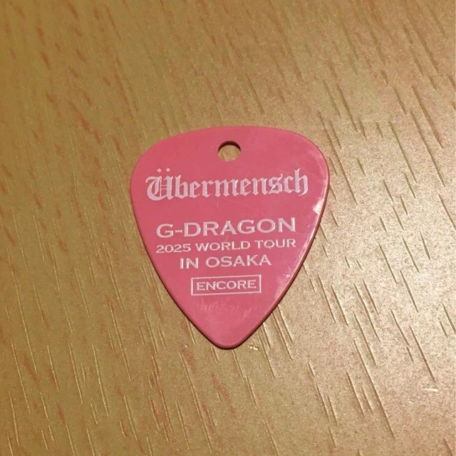 G-DRAGON 2025 WORLD TOUR Pick Osaka £71.57 - PicClick UK