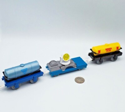 TRACKMASTER THOMAS FRIENDS Train Tank - Spotlight Water & Fuel Tanker ...