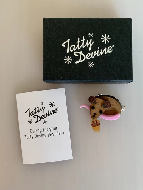 TATTY DEVINE ACRYLIC & Wood Tiny Mouse & Acorn Brooch Unworn Ex Cond ...