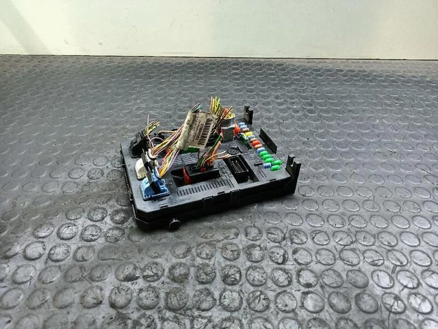 9663510180 BOITIER PYROTECHNIQUE pour CITROEN C4 PICASSO AVATAR 2010 ...