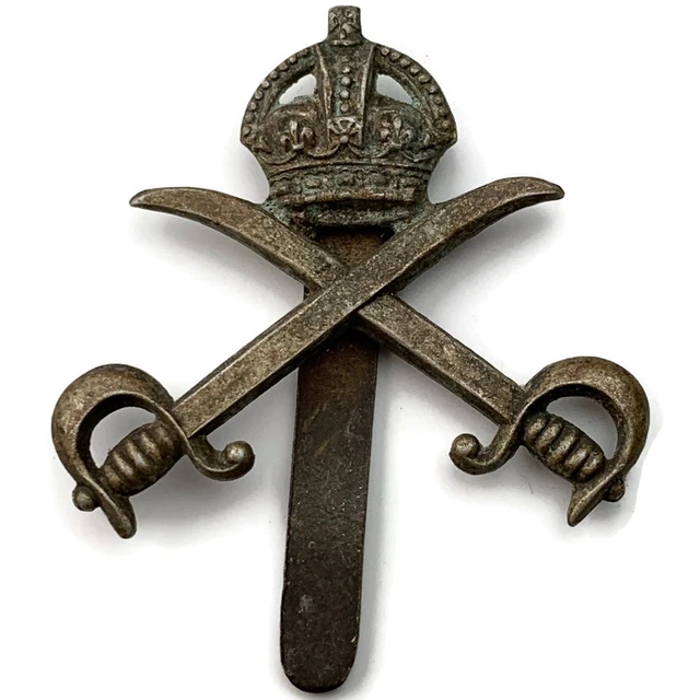 ORIGINAL ROYAL ARMY Physical Training Corps Staff RAPTC Cap Badge £24. ...