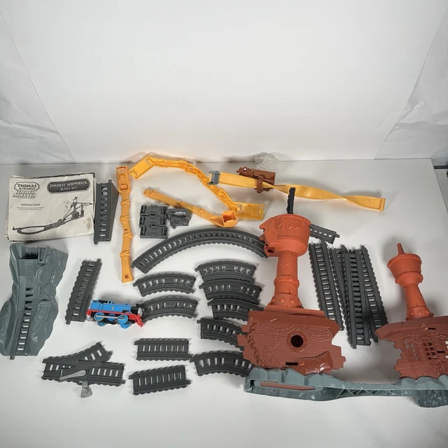 THOMAS & FRIENDS TrackMaster Shipwreck Rails Incomplete Train Set 31/ ...