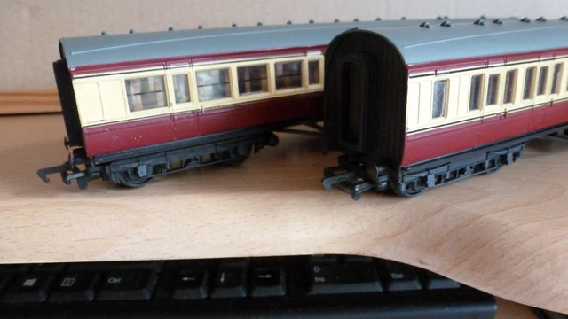 MAINLINE EX LMS crimson and cream coaches £16.13 - PicClick UK
