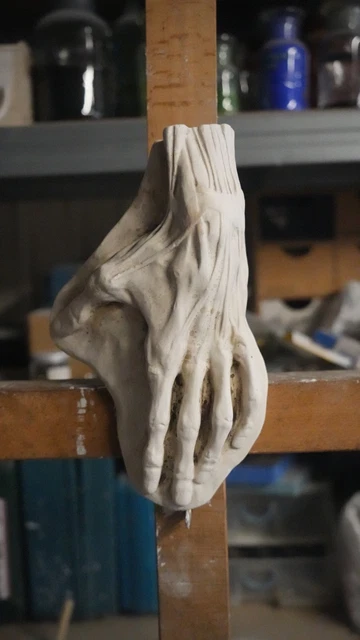 ANTIQUED ÉCORCHÉ'S HAND plaster cast £18.00 - PicClick UK