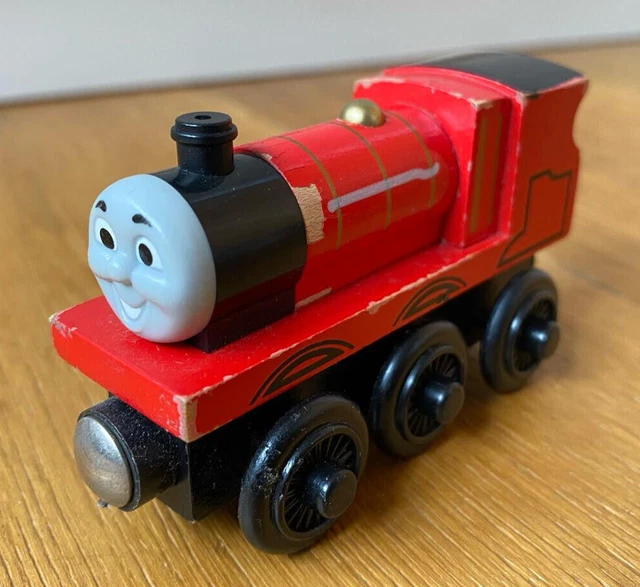 THOMAS THE TANK Engine & Friends - JAMES Wooden Toy Train £3.75 ...