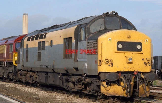 PHOTO CLASS 37 Diesel 37264 At Didcot On 09/10/99. £2.00 - PicClick UK