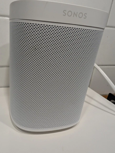 SONOS ONE GEN2 Play:1 Wireless Speaker White Sl Excellent Condition £ ...
