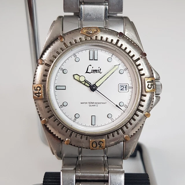 VINTAGE LIMIT MENS Sports Watch Diver Style Quartz Date New Battery ...