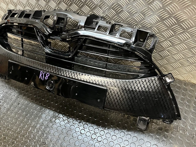 GENUINE TOYOTA YARIS Mk4 Front Bumper Grill Carbon Fibre 53101-K0010/30 ...