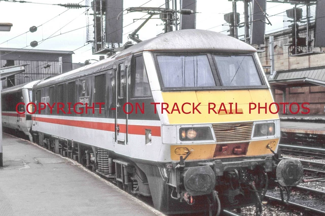 UK RAILWAY PHOTOGRAPH Of Class 90 90019. Rm90-233 £1.70 - PicClick UK