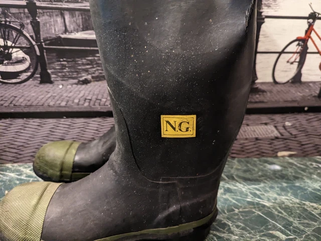 VINTAGE UNIROYAL ROCKWELL Mens Safety Rubber Wellies size 7 EU 41 £27. ...