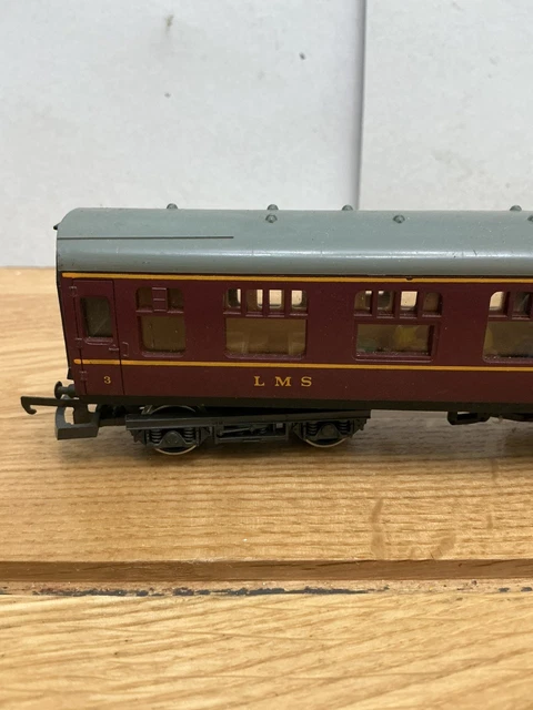 LIMA OO GAUGE LMS 3rd CLASS CORRIDOR (TK) COACH 2257, VGC. #38 £6.47 ...