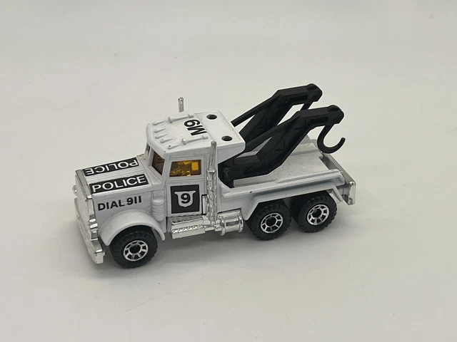 VINTAGE MATCHBOX #61 Peterbilt Heavy Wreck Truck Police XLNT 1981 £5.53 ...