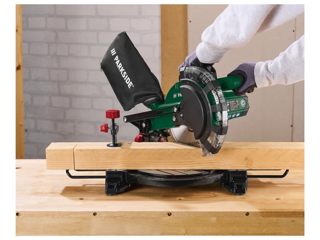 PARKSIDE® »PKS 1500 C4« Kapp- und Gehrungssäge, 1500W - B-Ware ...