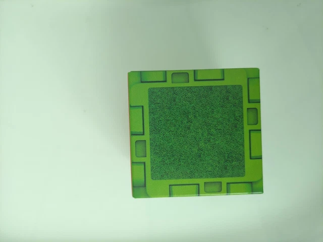 MINECRAFT MOVIE MCDONALDS Happy Meal Toy 2025 UK Grass Block And Llama ...