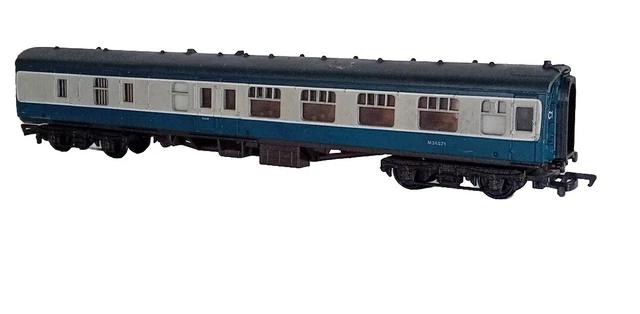 HORNBY MK2A CARRIAGE BR Blue Grey Livery £11.00 - PicClick UK
