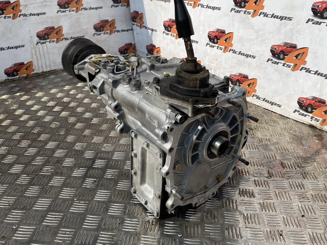 2007 MITSUBISHI L200 Diamond Automatic Transfer box P/N 3242A027 2006 ...