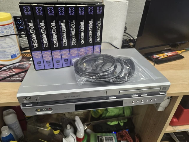 DVD VCR COMBO Player VHS Recorder JVC HR-XVC29SU Working No Remote ...