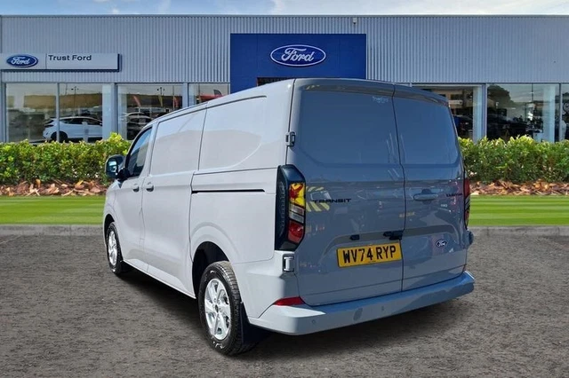 FORD TRANSIT CUSTOM 300 Limited AUTO L1 SWB FWD 2.0 EcoBlue 136ps Low ...