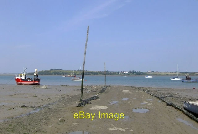 PHOTO 6X4 THE Harty Ferry causeway Oare Marshes at low tide Until about ...