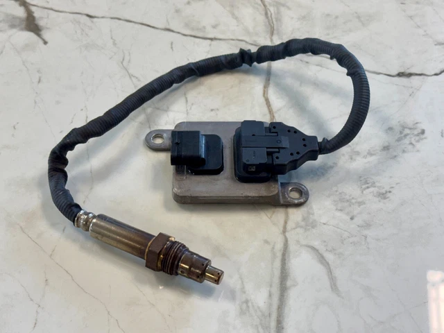 & MERCEDES BENZ W205 S205 W212 W213 W253 X253 W906 W447 Nox-Sensor ...
